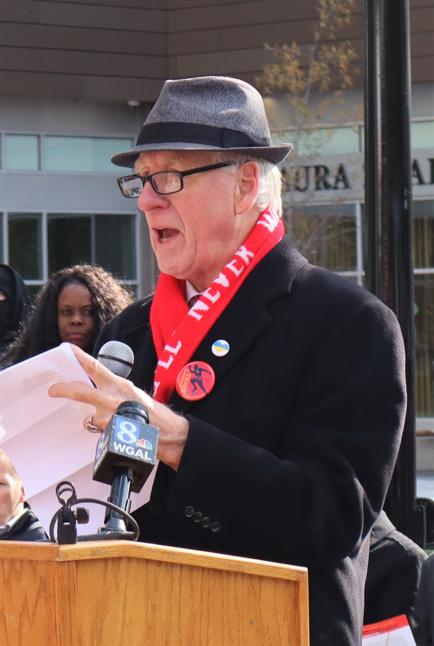 Barney Ewell statue unveiled in Ewell Plaza - One United Lancaster