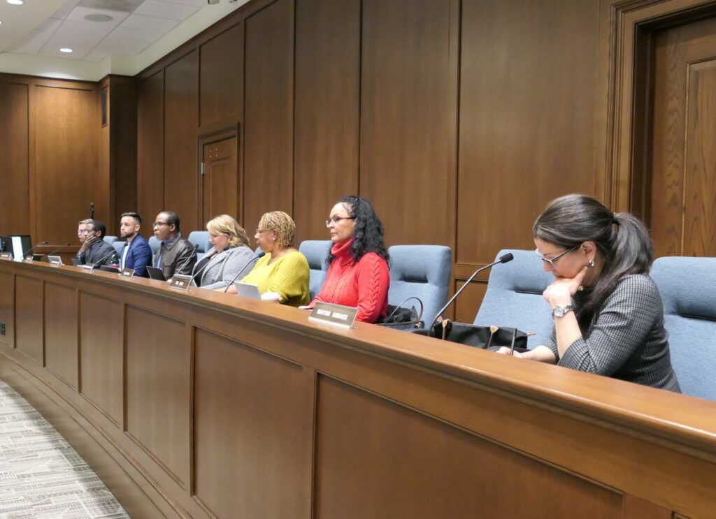 City Council votes to place home rule study commission question on May ...