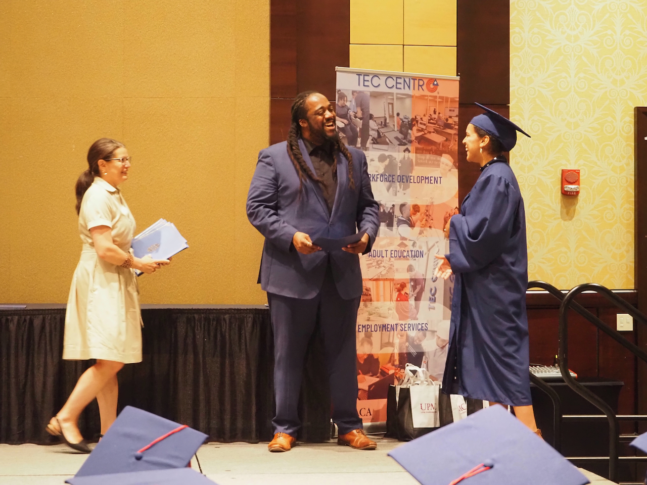 Tec Centro honors graduates, SACA founder Carlos Graupera (photos ...