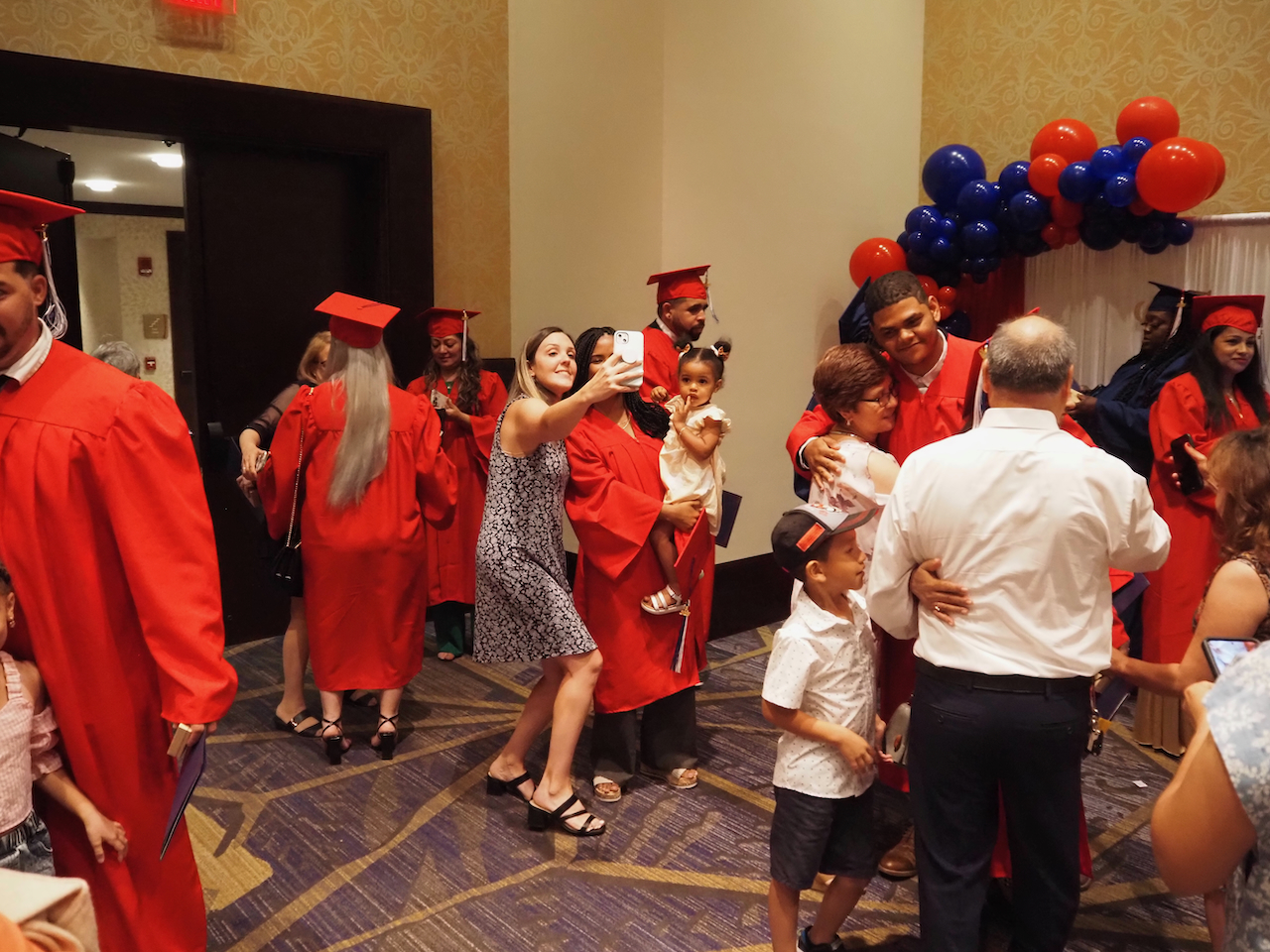 Tec Centro honors graduates, SACA founder Carlos Graupera (photos ...